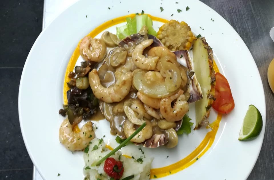 El Balcón del Avano - Camarones grillé (160 g) + Guarniciones - Envío a ...