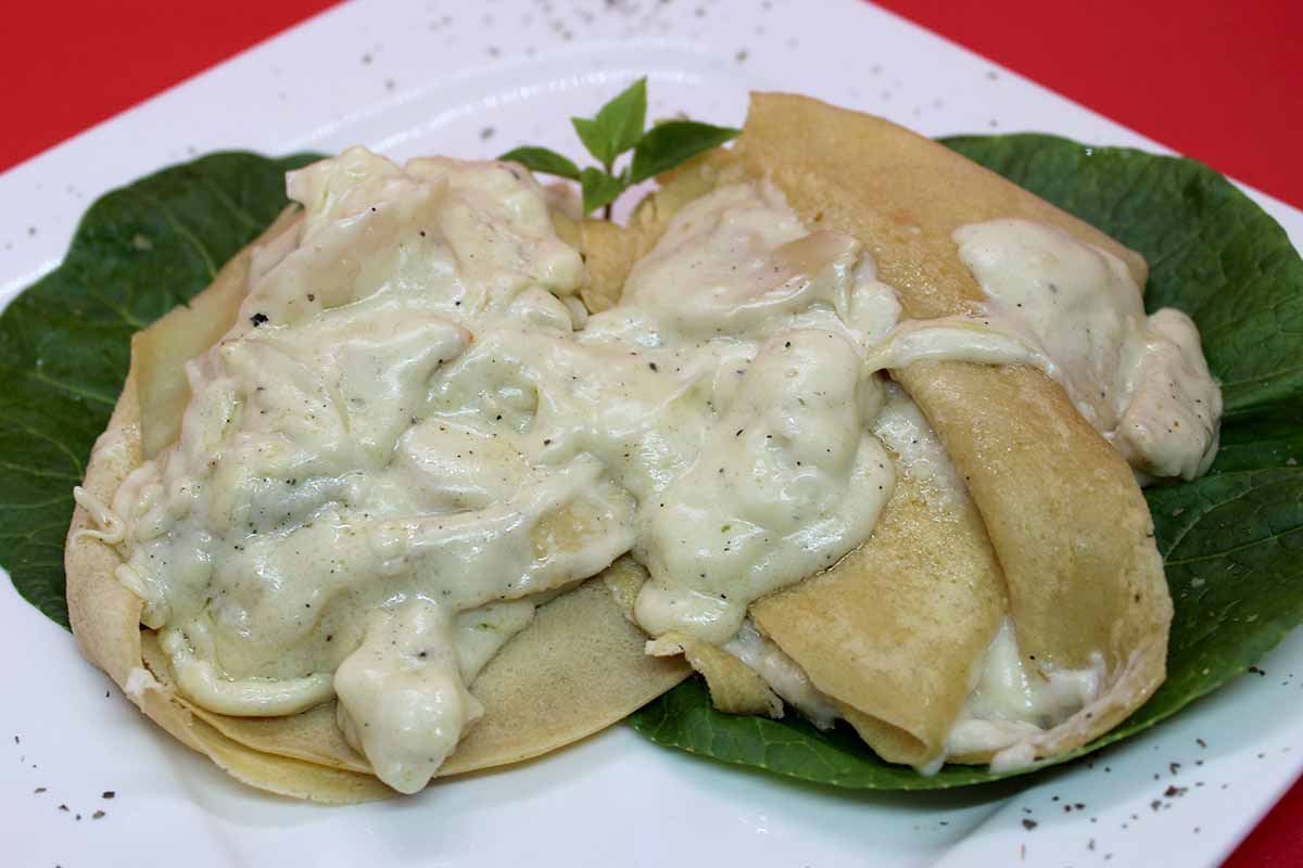 Wapa - 2 Crepes de pollo con champiñones - Envío a domicilio