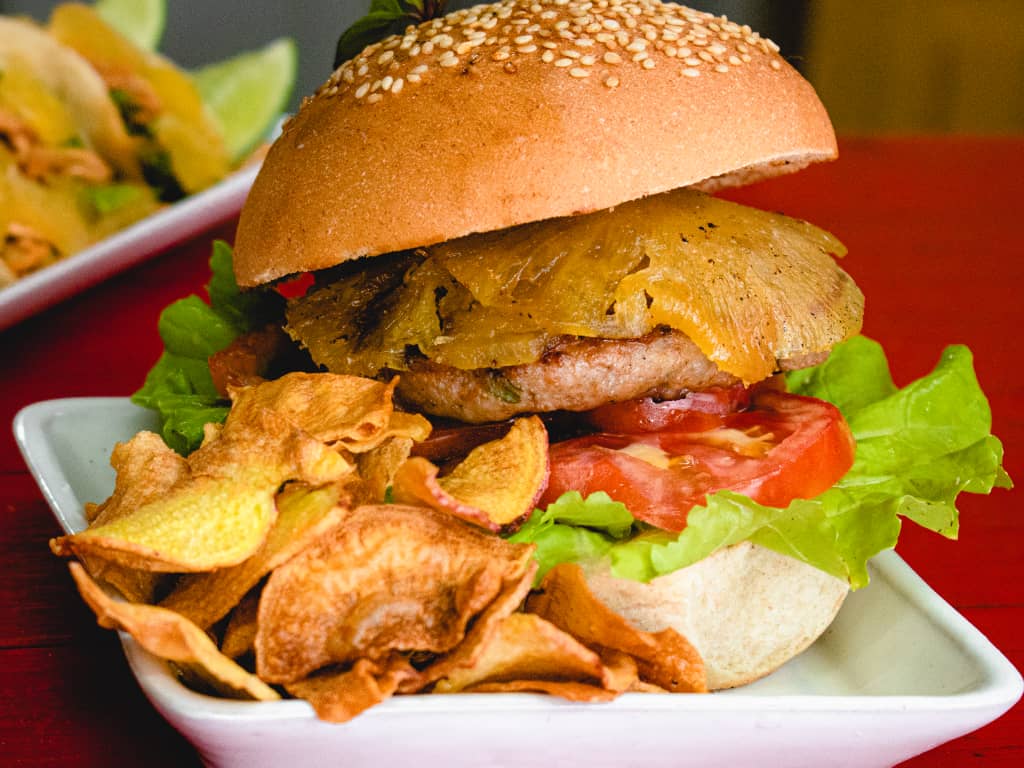 Universe Burger - Hawaiian pork hamburger - Delivery Service