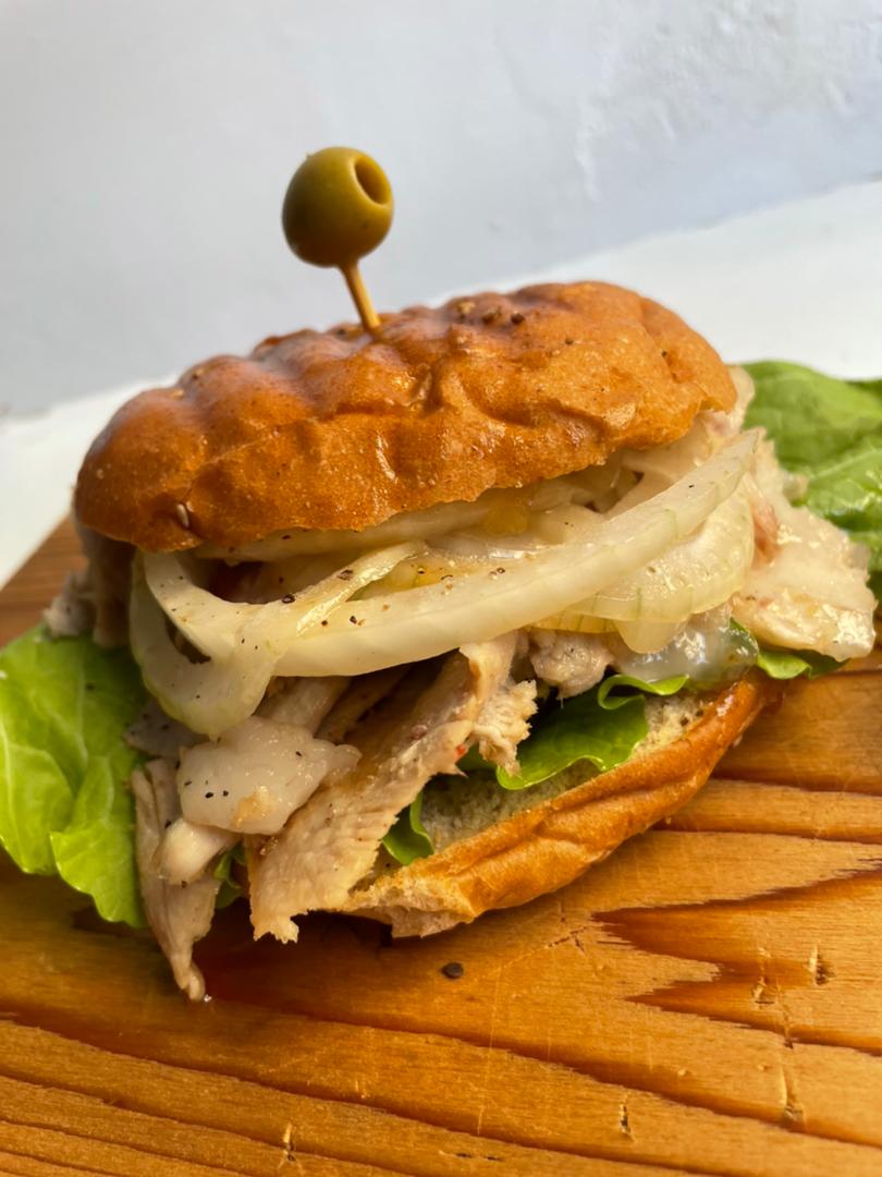 Morro 52 - Pan con lechón asado - Envío a domicilio