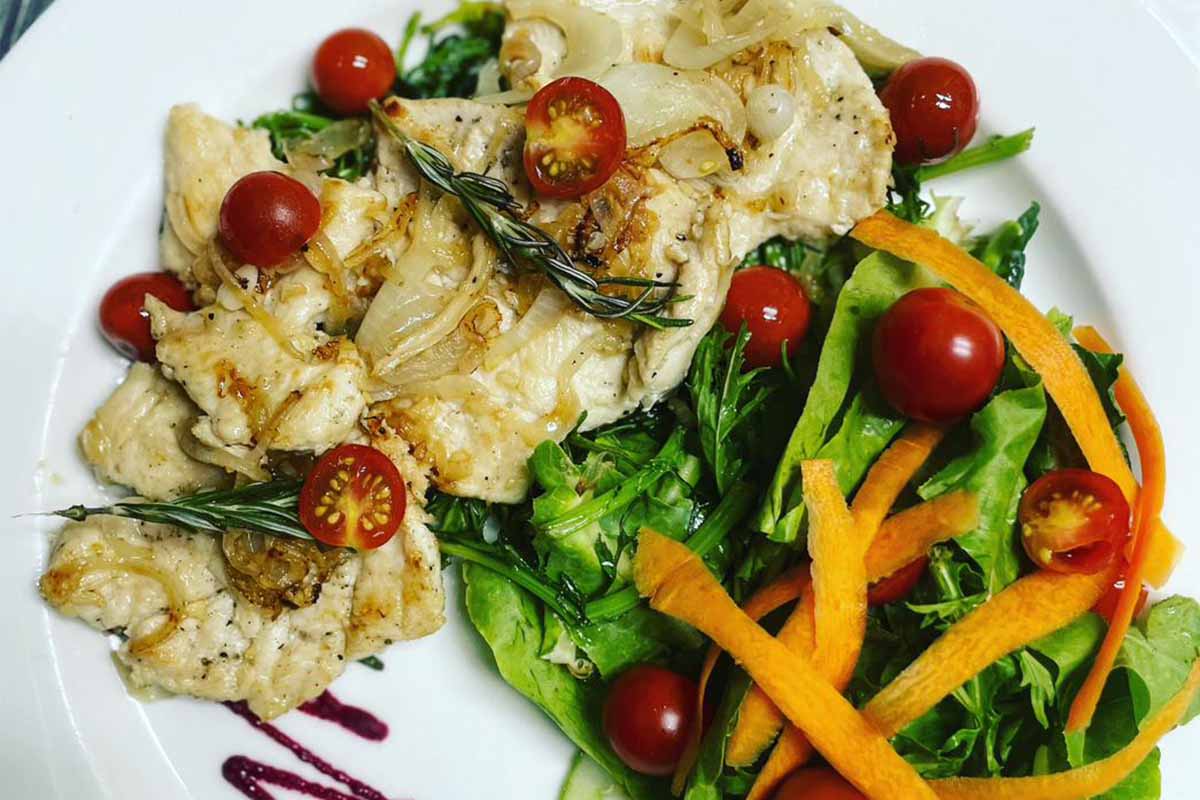 As Café - *-20%* Pechuga de pollo grillé (200 g) + Guarniciones - Envío ...