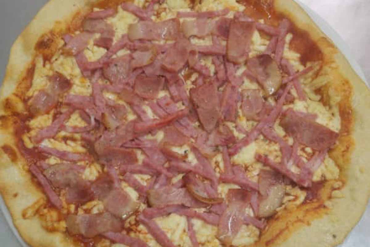 Ajiaco Café - Pizza con jamón y bacon (Ø33 cm) - Envío a domicilio