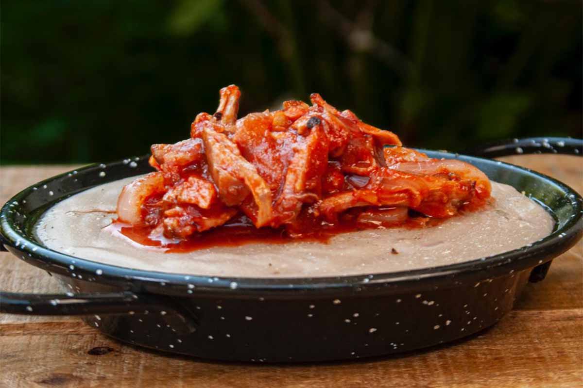 Mercy Bar Café - Taro root puree with pork - Delivery Service