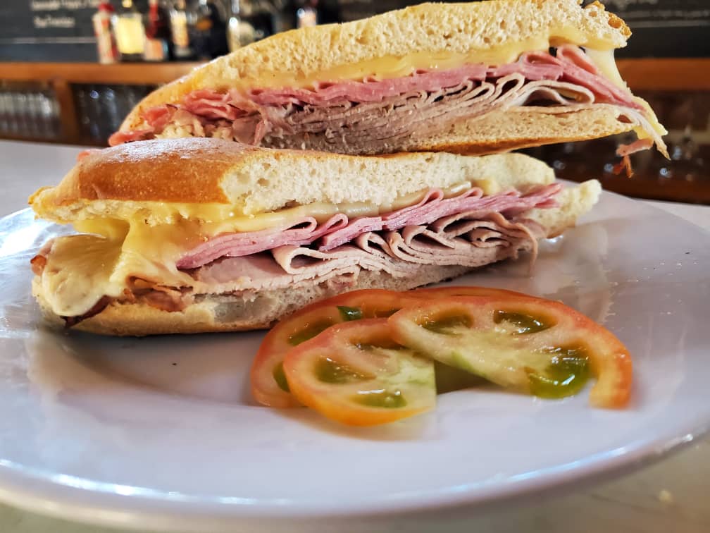 El Bodegón del Asado - Sándwich cubano (210 g) - Envío a domicilio