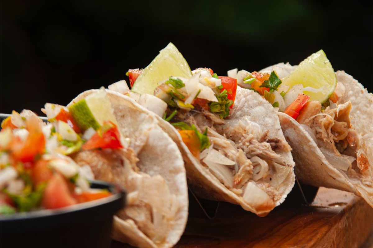 Mercy Bar Café - Tacos de pollo (3 unidades) - Envío a domicilio