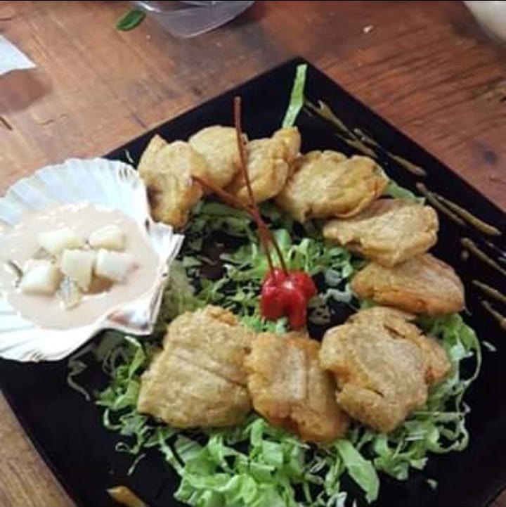 El Balcón del Avano - 10 Tostones al ajo - Envío a domicilio